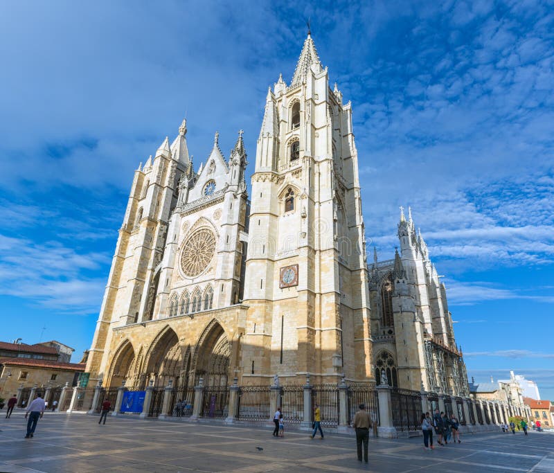 Leon Cathedral editorial photo. Image of church, clouds - 78451196