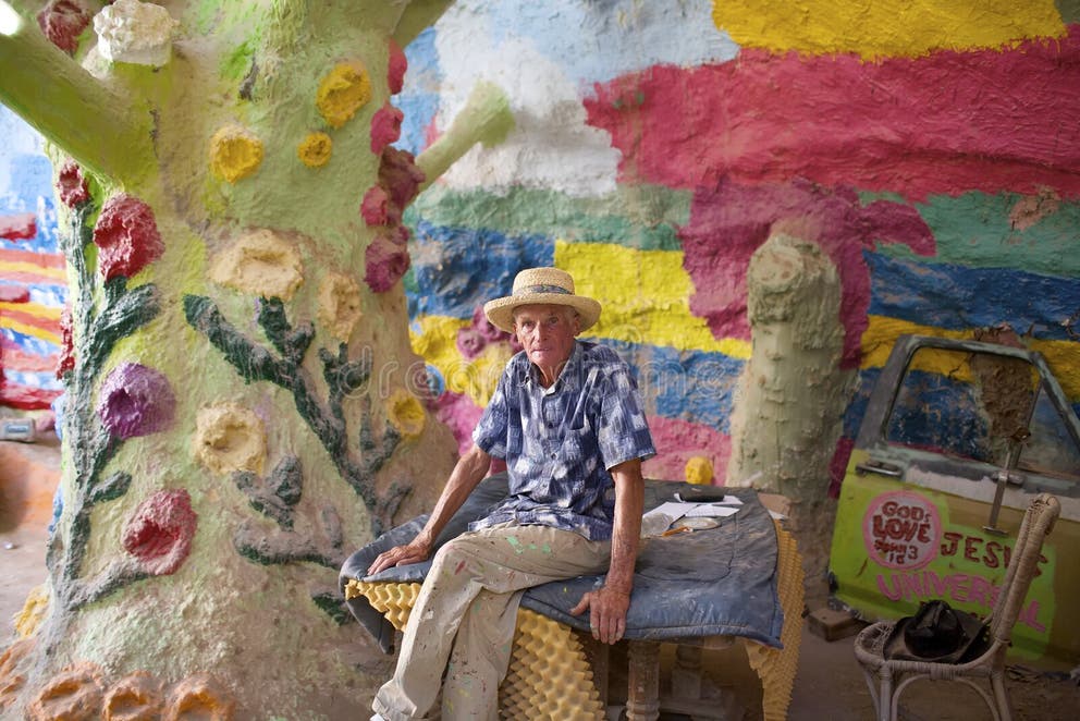 Leonard Knight Salvation Mountain Redaktionelles Bild - Bild von ...