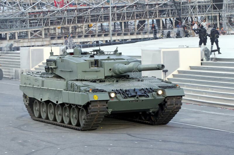Leopard 2 tank stock image. Image of combat, battle, army - 2687863