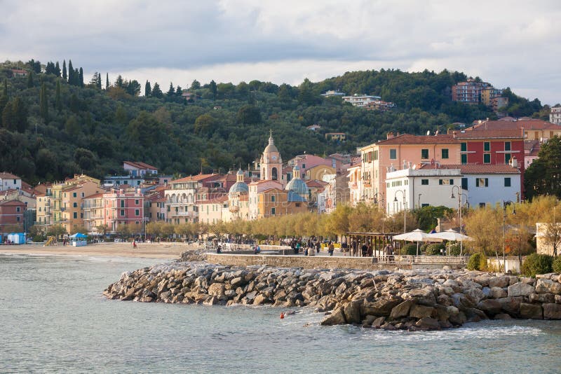 Lerici stockbild. Bild von landschaft, rest, horizont - 49064203