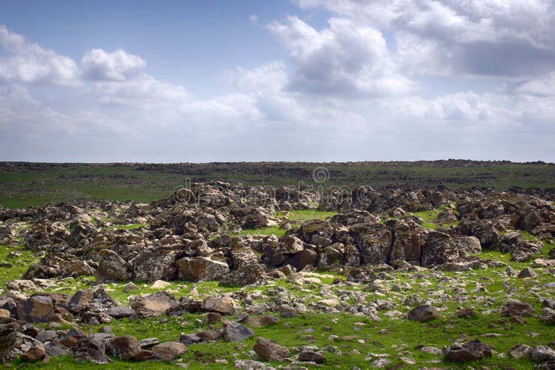 Les Espaces Avec Le Sol Rocheux Pauvre Image stock - Image du pierre ...