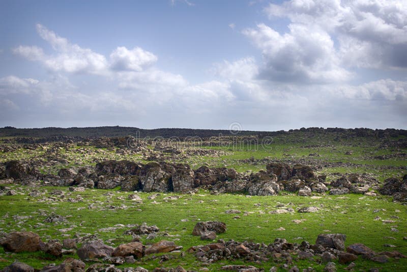 Les Espaces Avec Le Sol Rocheux Pauvre Photo stock - Image du paysage ...