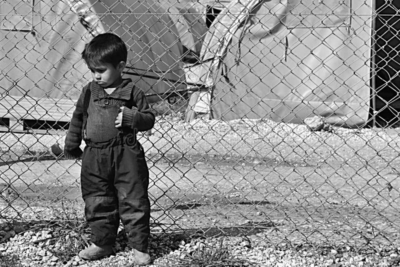Les Gens Dans Le Camp De Réfugié Image Stock éditorial Image Du