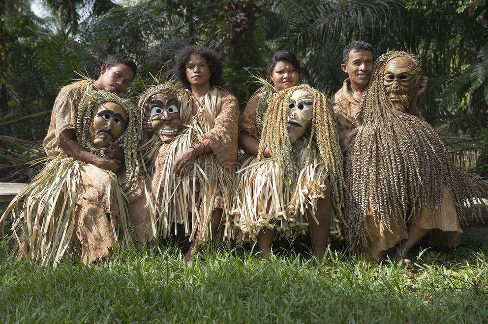 Les gens de Mah Meri photo éditorial. Image du carey - 98497261