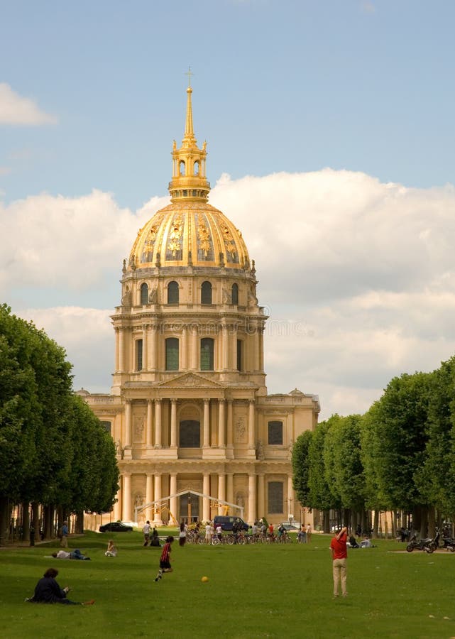 Les Invalides, Parigi, Francia Fotografia Stock - Immagine di limite ...