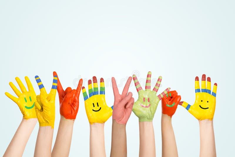 Les Mains Des Enfants Peints Image stock - Image du enfance, couleur ...