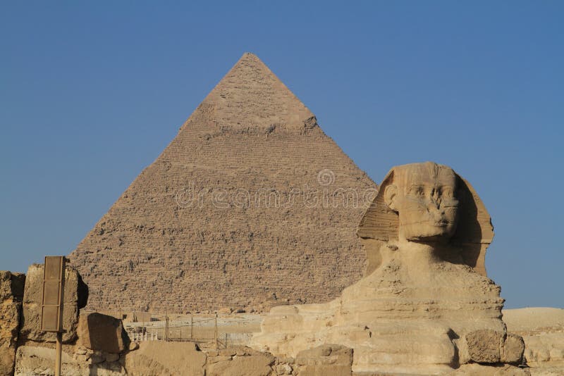 Les Pyramides Et Le Sphinx De Gizeh Image stock - Image du sphinx ...