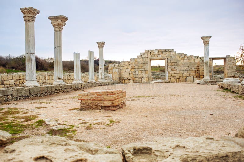 Les ruines de Chersonesos image stock. Image du monument - 31783807