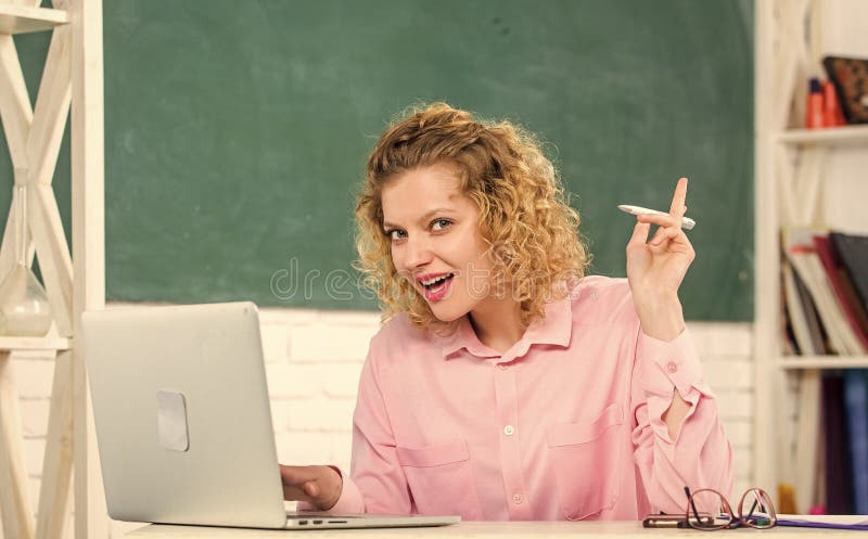 It Lesson with Computer.student Watching Education Tutorials on Digital ...