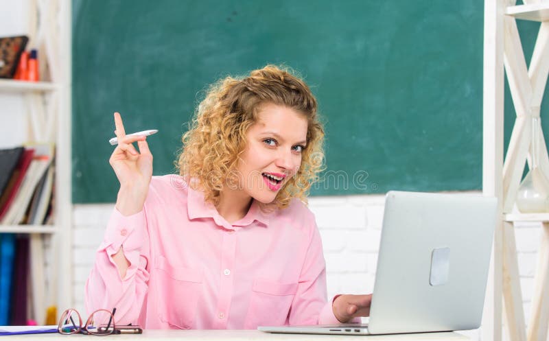 It Lesson with Computer.student Watching Education Tutorials on Digital ...