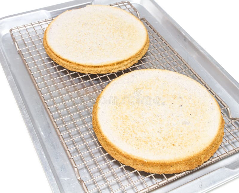 Let Cake Cool on a Cooling Rack Stock Image - Image of dessert, tasty ...