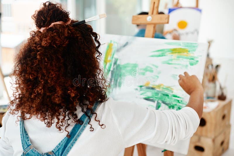 Let Your Creativity Flow through Colour. an Unrecognizable Artist ... Let Your Creativity Flow through Colour. an Unrecognizable Artist ...