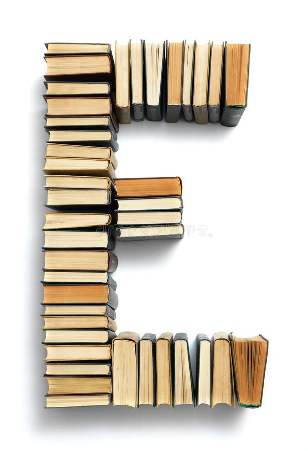 Letra E Formada De Los Extremos De La Página De Libros Foto de archivo ...