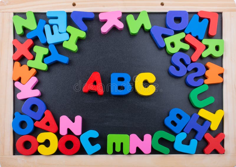 Letras Coloridas De ABC Feitas Da Madeira Imagem de Stock - Imagem de ...