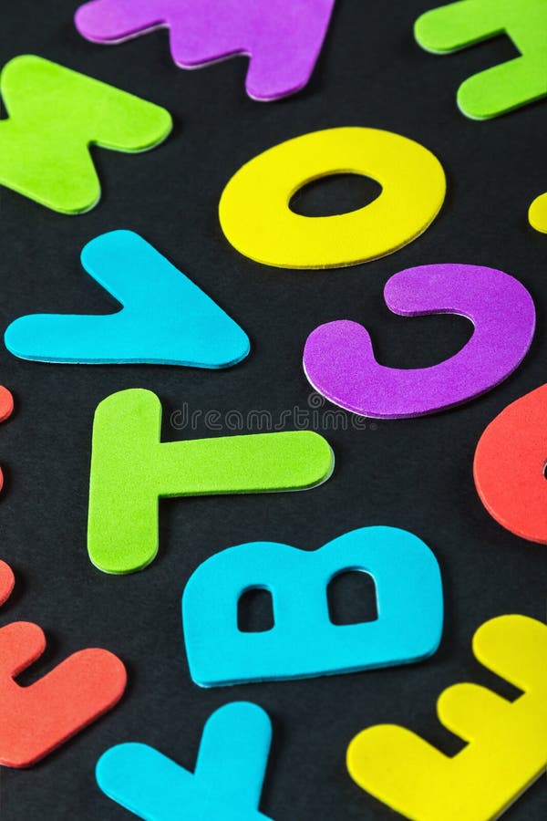 Letras Do Alfabeto Em Cores Diferentes Imagem de Stock - Imagem de ...