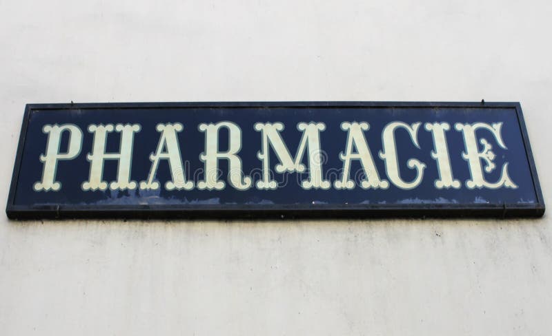 Letras Francesas De La Farmacia Foto de archivo - Imagen de edificio ...