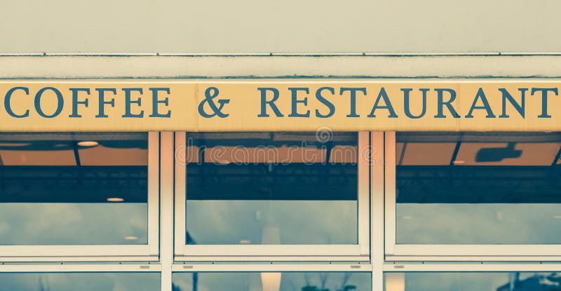 Letrero del restaurante imagen de archivo. Imagen de coma - 56601455