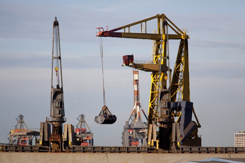 Level Luffing Crane stock image. Image of commercial - 29237221