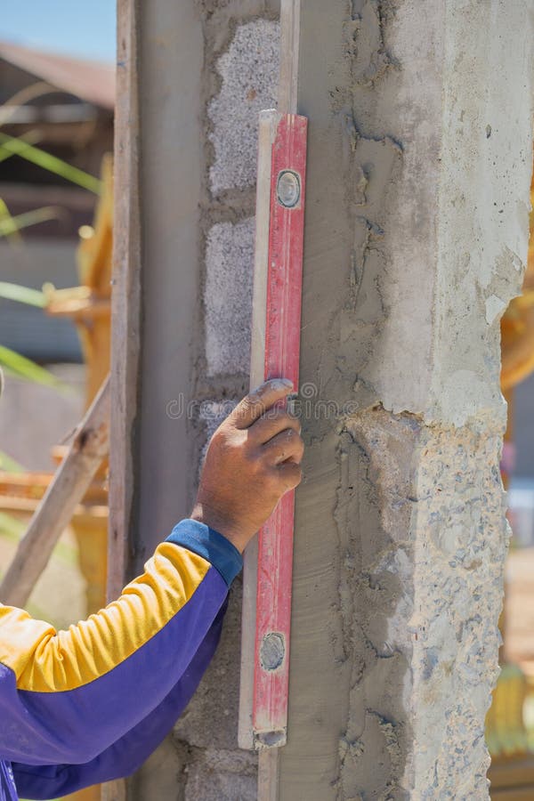 Leveling Concrete Wall with Tool Bubble Spirit Level (water Level ...