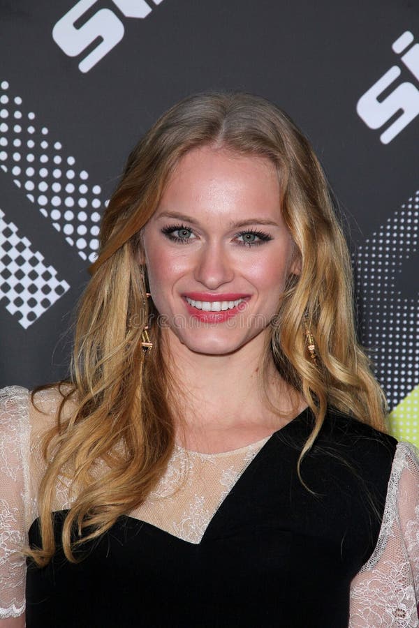 Leven Rambin editorial photography. Image of wilshire - 26356292