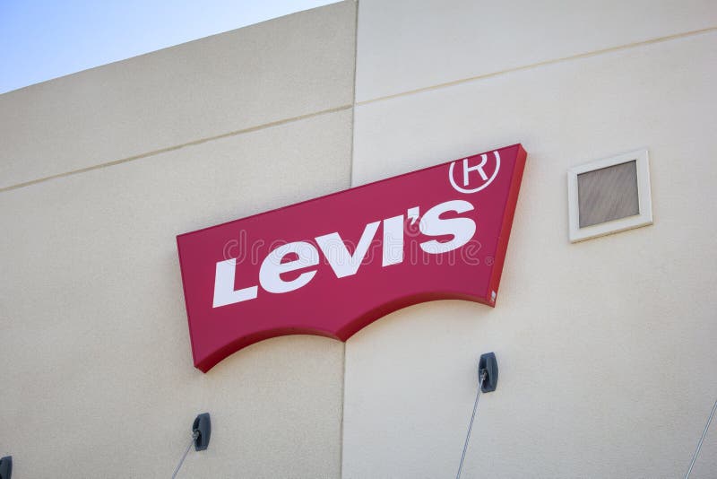 Levi`s retail store sign editorial image. Image of building - 156793115