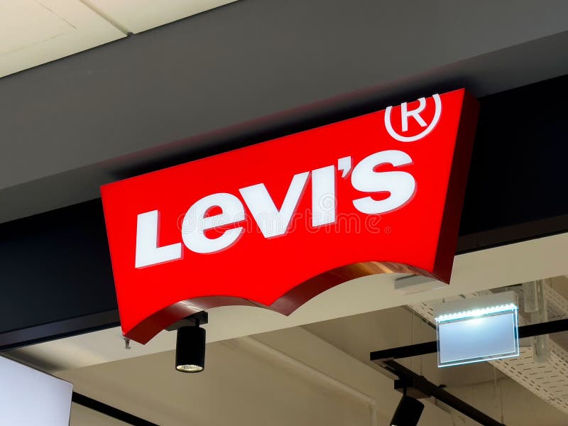 Levi S Storefront Signage in Retail Environment Editorial Photo - Image ...
