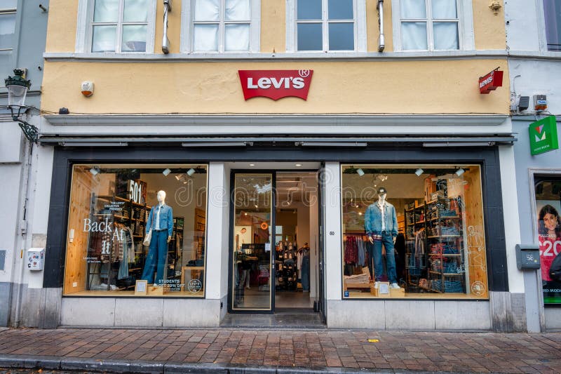 Levis Store editorial image. Image of designer, company - 354842200
