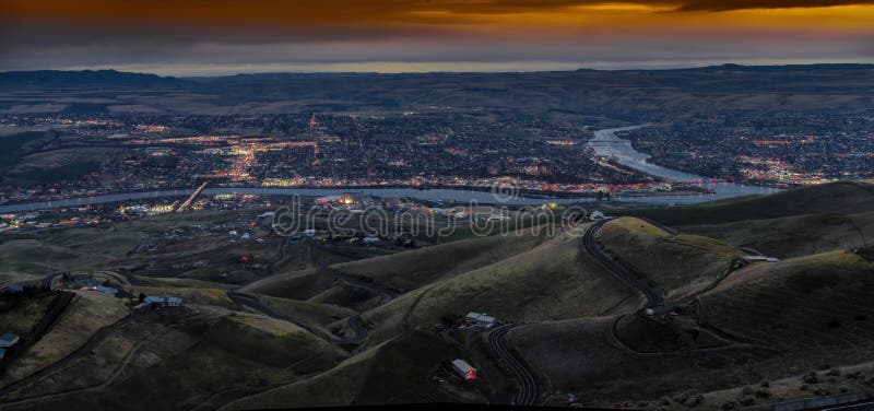 Lewiston - Clarkston Blue Bridge Against Vibrant Twilight Sky. Idaho ...