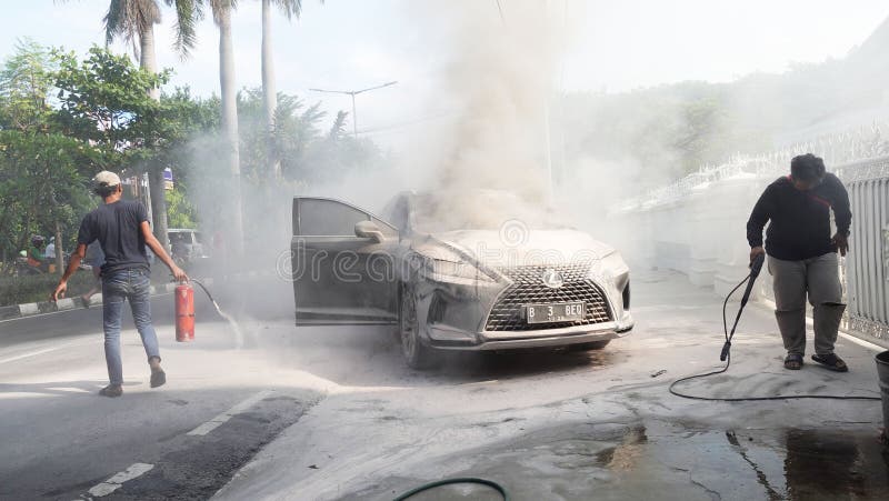 A Lexus car caught fire editorial photography. Image of auto - 287628902
