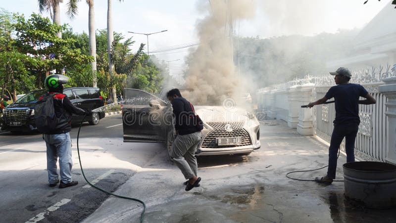 A Lexus car caught fire editorial stock image. Image of burning - 287628909