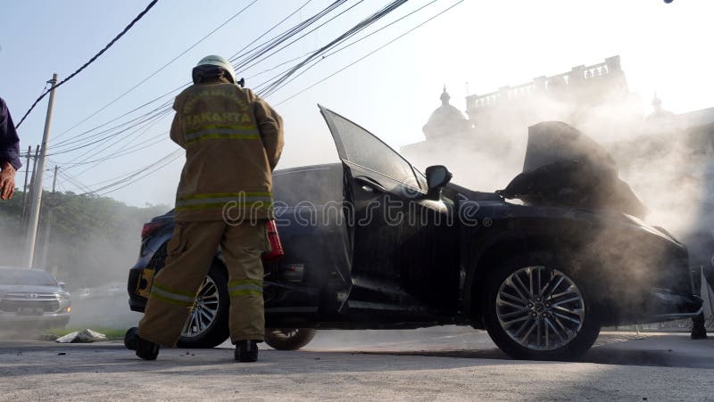 A Lexus car caught fire editorial image. Image of burning - 287628985