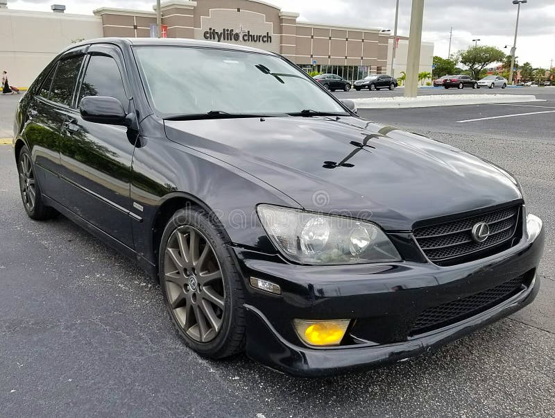 2004 Lexus is 300 editorial photography. Image of sport - 136009287