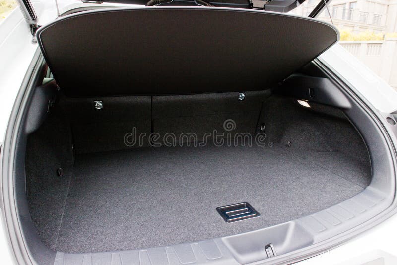 Lexus UX 200 2018 Trunk editorial image. Image of automotive - 139381430