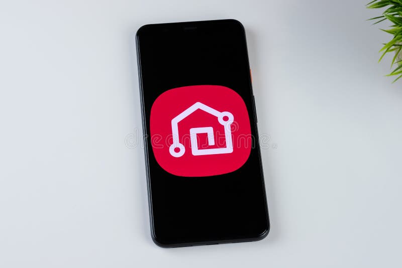 LG ThinQ App Logo on a Smartphone Screen. Editorial Photography - Image ...