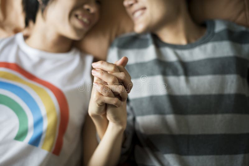 Lgbt女同性恋的夫妇片刻幸福概念 库存图片 图片 包括有 偶然 熟友 女孩 权利 女同性恋者 85879443