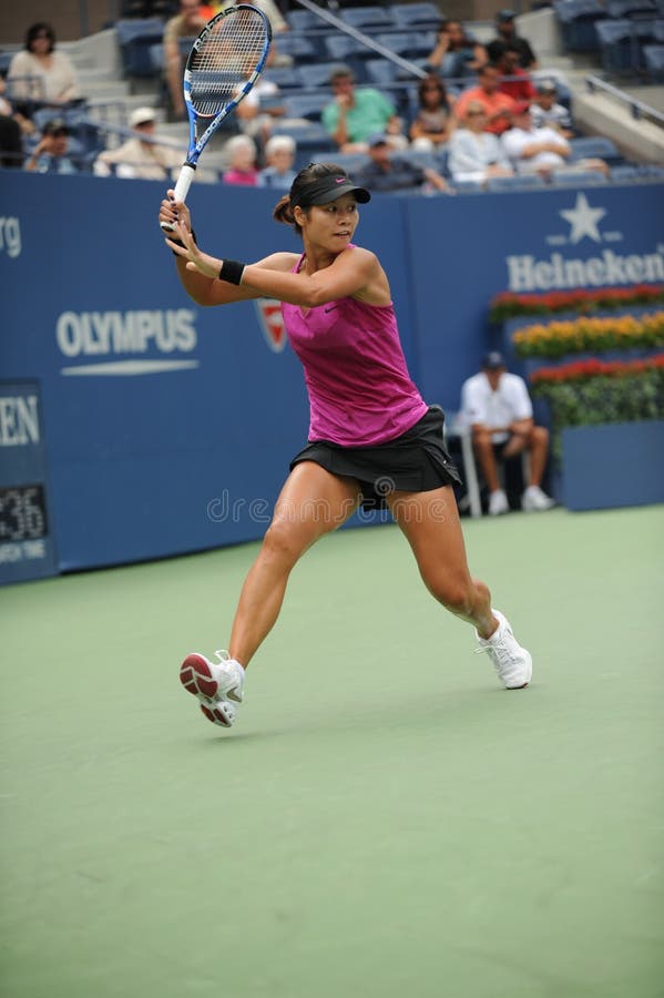 Li Na at US Open 2009 (25) editorial stock image. Image of sports ...
