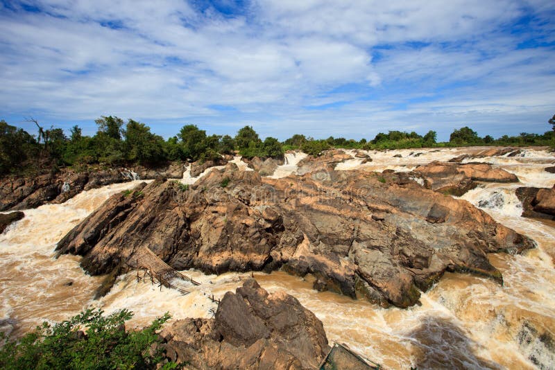 Li Phi Fall Turbulent Flow in Mekong River Stock Image - Image of great ...