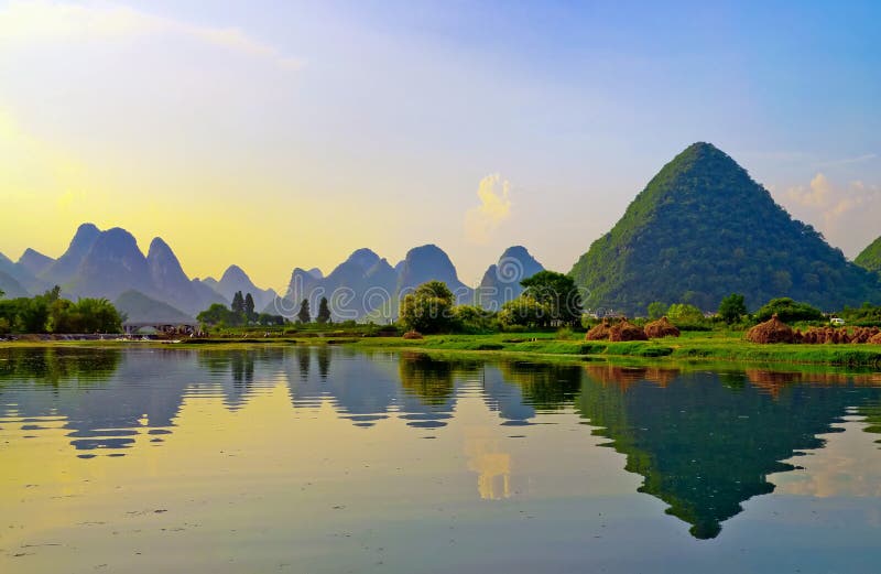 Li River in Yangshuo stock image. Image of trip, summer - 21088323