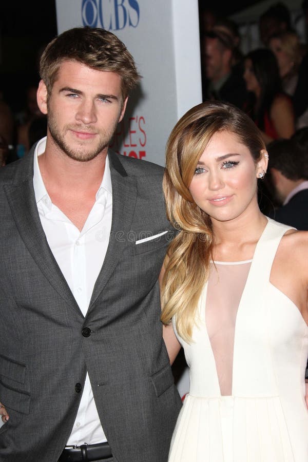Liam Hemsworth, Miley Cyrus Editorial Stock Image - Image of miley ...