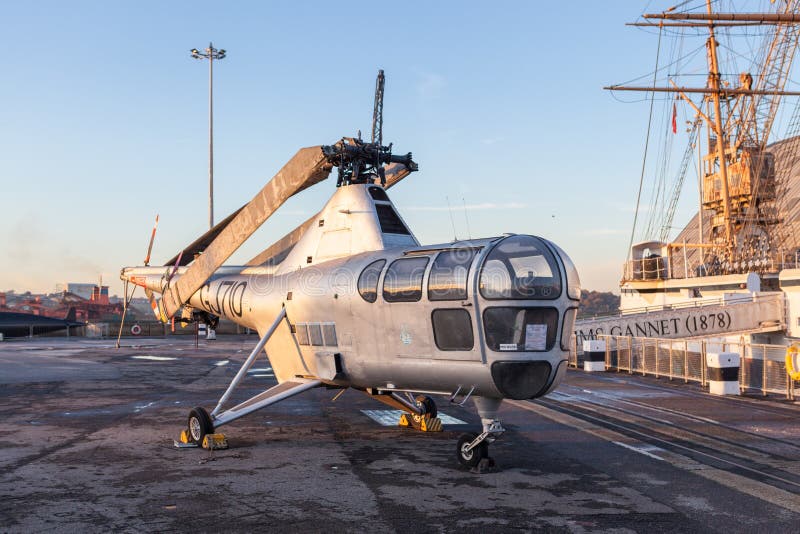 Libélula Hora Helicóptero 3 WG751 Fotografía editorial - Imagen de ...