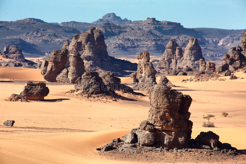 Libische woestijn redactionele fotografie. Image of landschap - 18510112