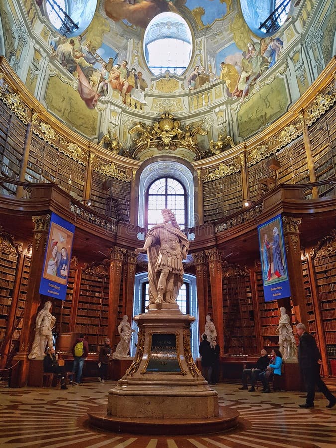 Library statue editorial stock image. Image of rary, statue - 98308914