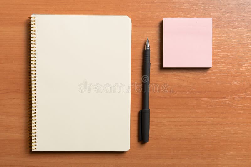 Libreta y pluma imagen de archivo. Imagen de tapa, hoja - 56987303