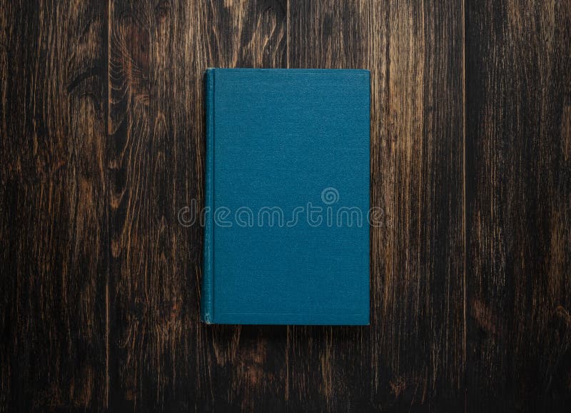 Libro Cerrado Sobre Fondo De Madera Vintage. Libro Antiguo Sobre La ... Libro Cerrado Sobre Fondo De Madera Vintage. Libro Antiguo Sobre La ...