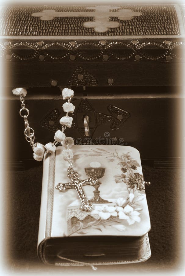 Libro De Rezo De La Vendimia Y Rosario Imagen de archivo - Imagen de ...