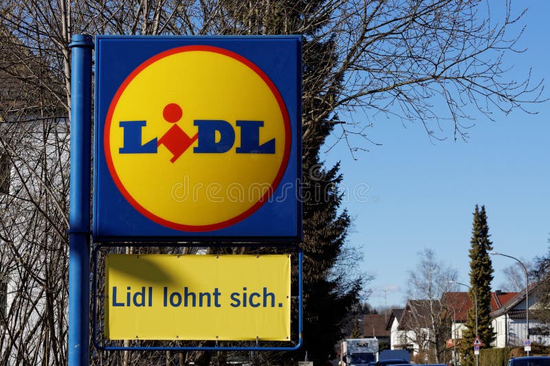 Lidl image éditorial. Image du supermarché, slogan, copie - 37852975