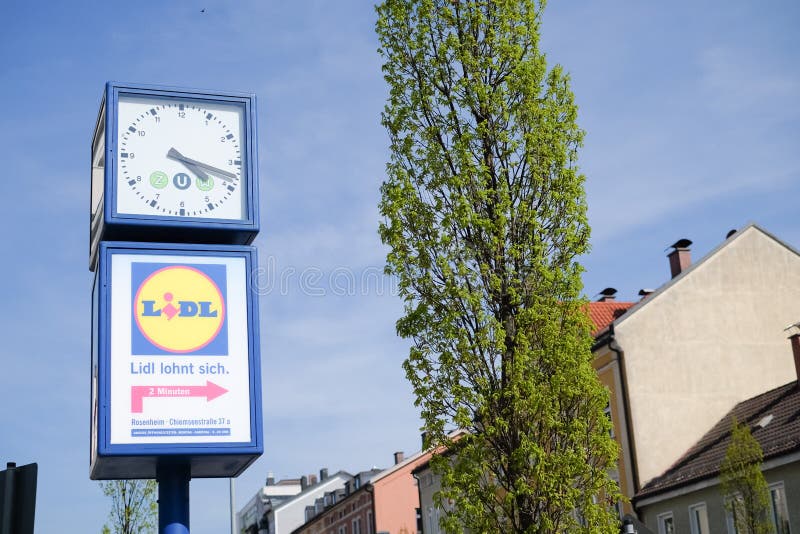 Lidl editorial image. Image of sign, german, copy, street - 37852975