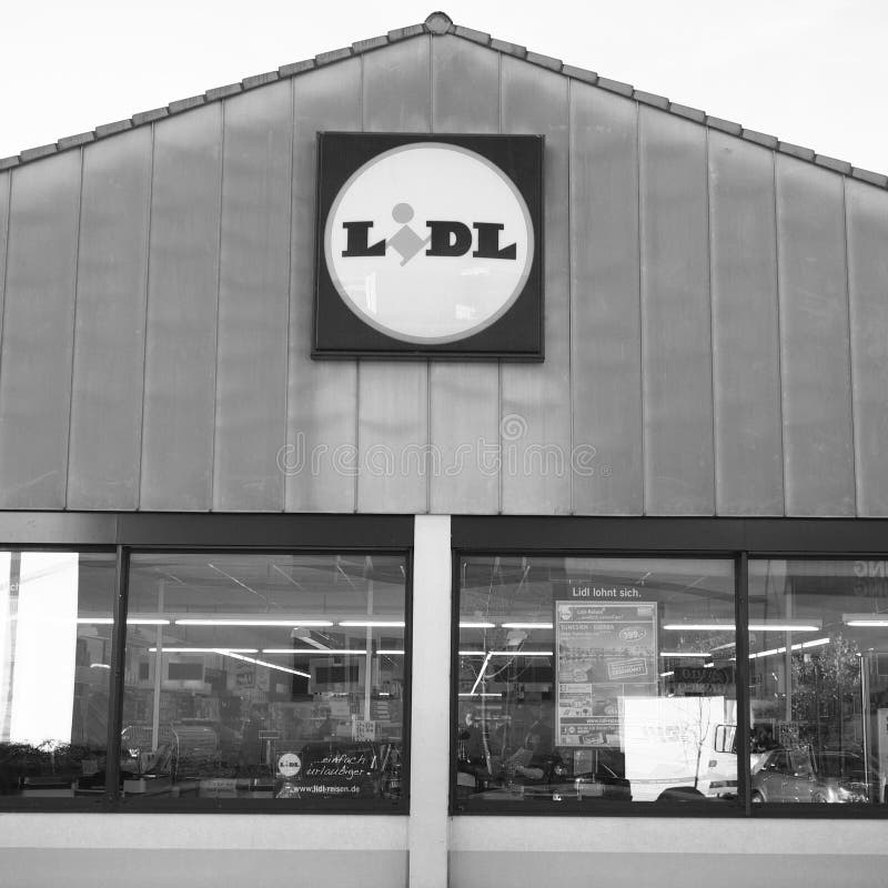 Lidl editorial image. Image of sign, german, copy, street - 37852975