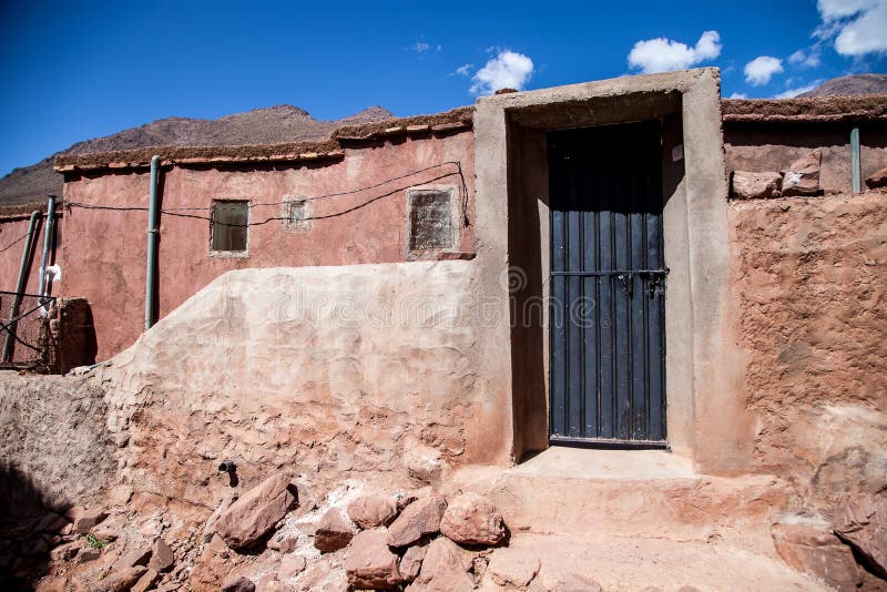 Berber Huts in the Sahara Desert. Stock Image - Image of poverty, wall ...