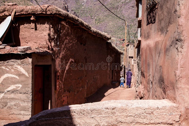 Berber Huts in the Sahara Desert. Stock Image - Image of poverty, wall ...